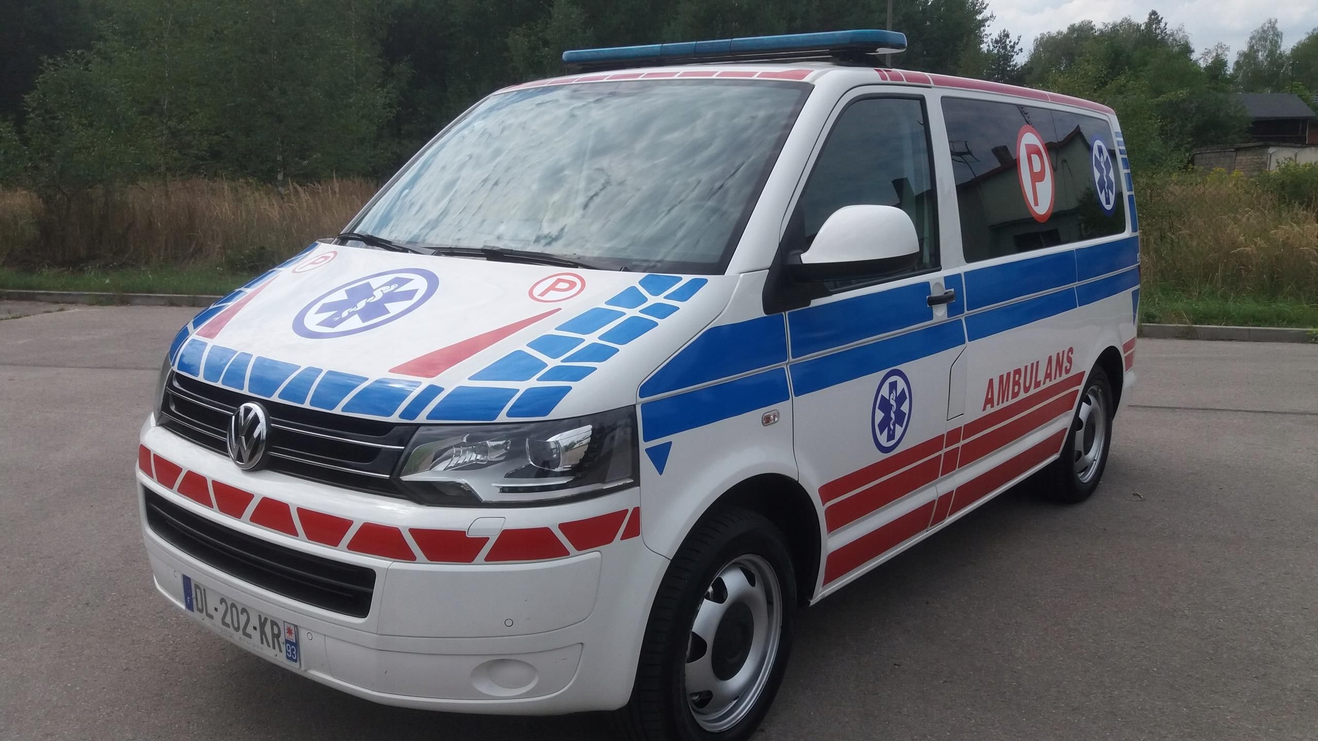 VOLKSWAGEN T6 2.0TDi 2014R KARETKA AMBULANS 1789A1 - Opinie i ceny na ...