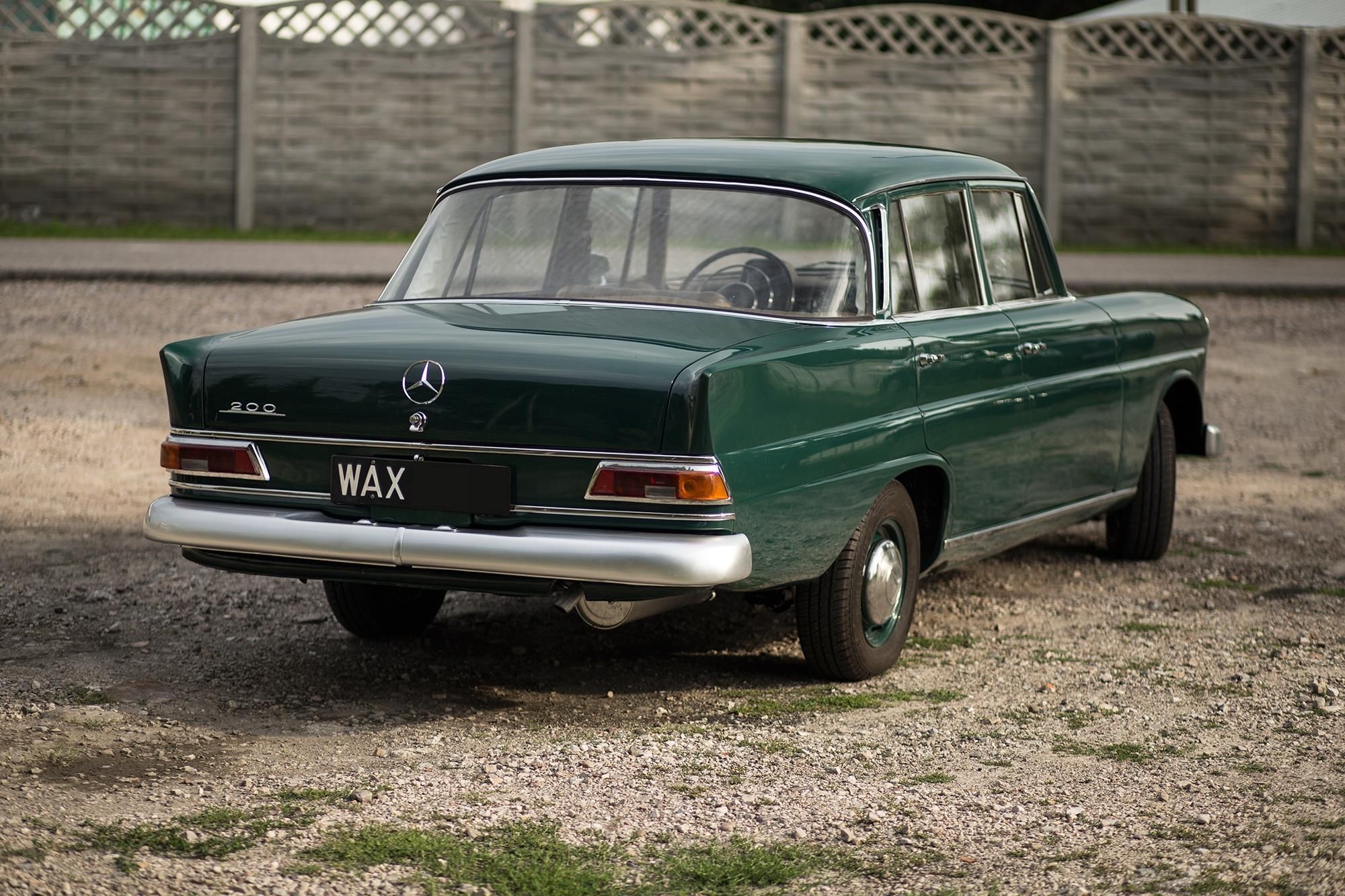 Mercedes w110 - Opinie i ceny na Ceneo.pl