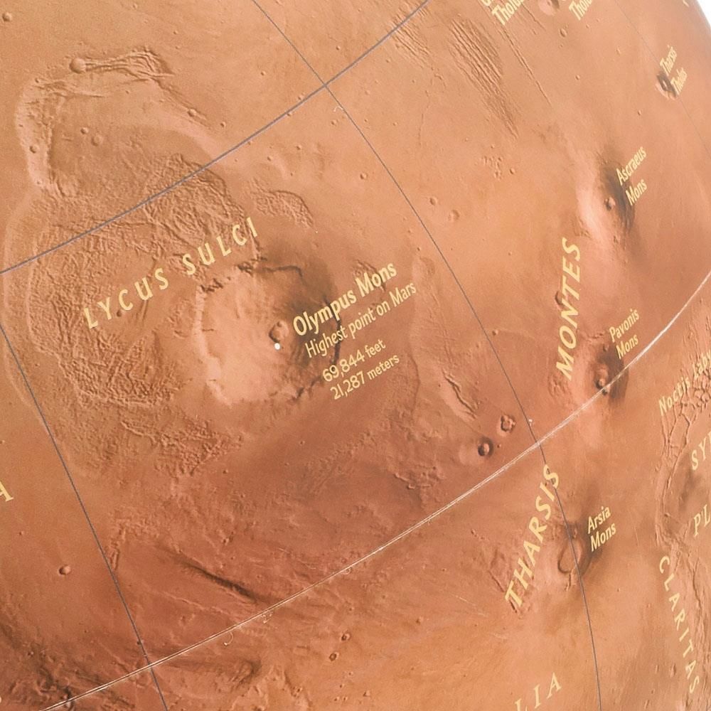 Pomoc dydaktyczna Mars - Czerwona Planeta globus Marsa podświetlany ...