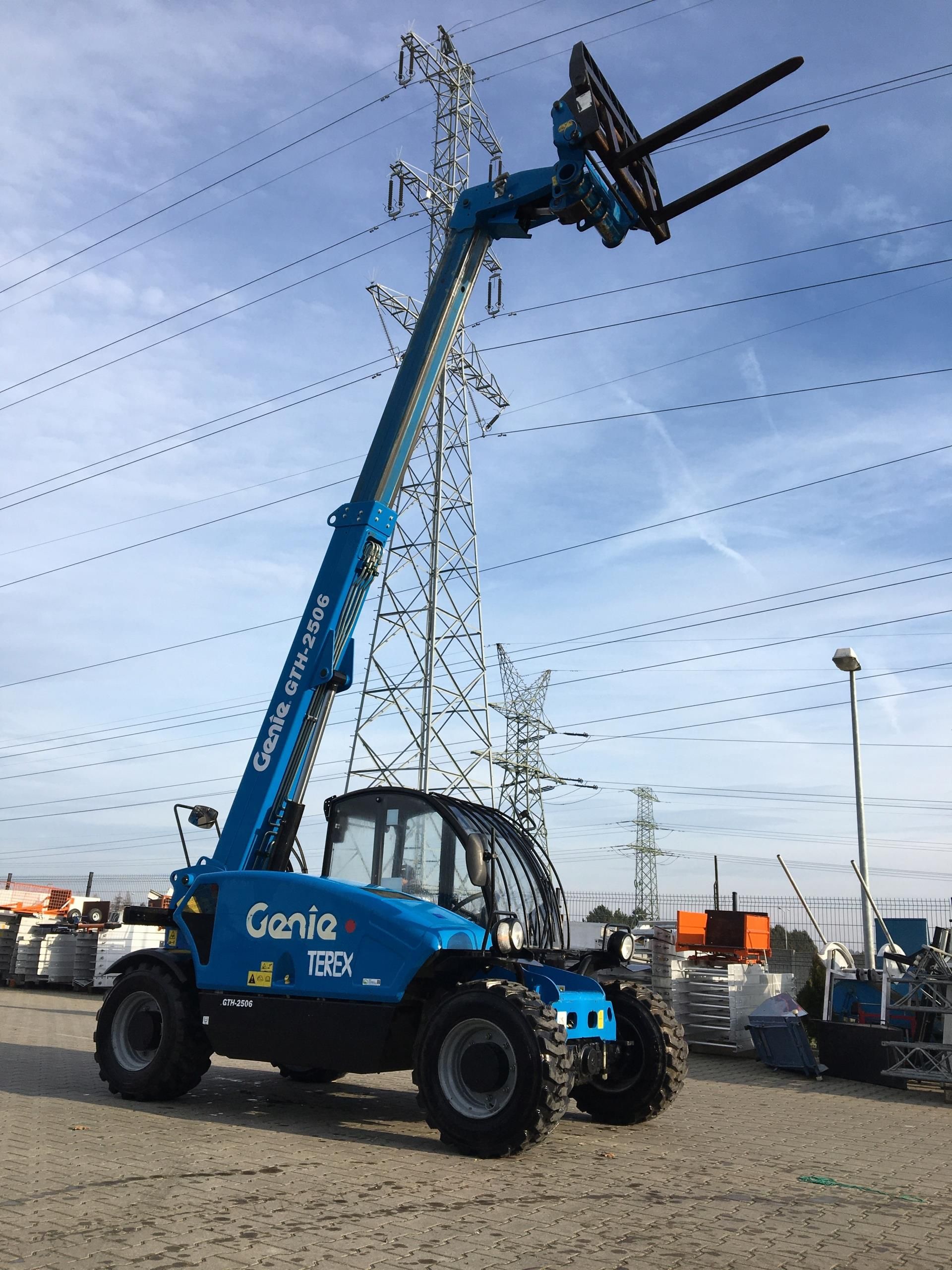 Ładowarka Teleskopowa GENIE GTH 2506 r.2016 TEREX - Opinie i ceny na ...