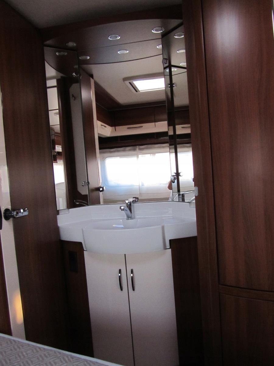 Hobby 645 VIP (640,650) z 2015 r - Opinie i ceny na Ceneo.pl