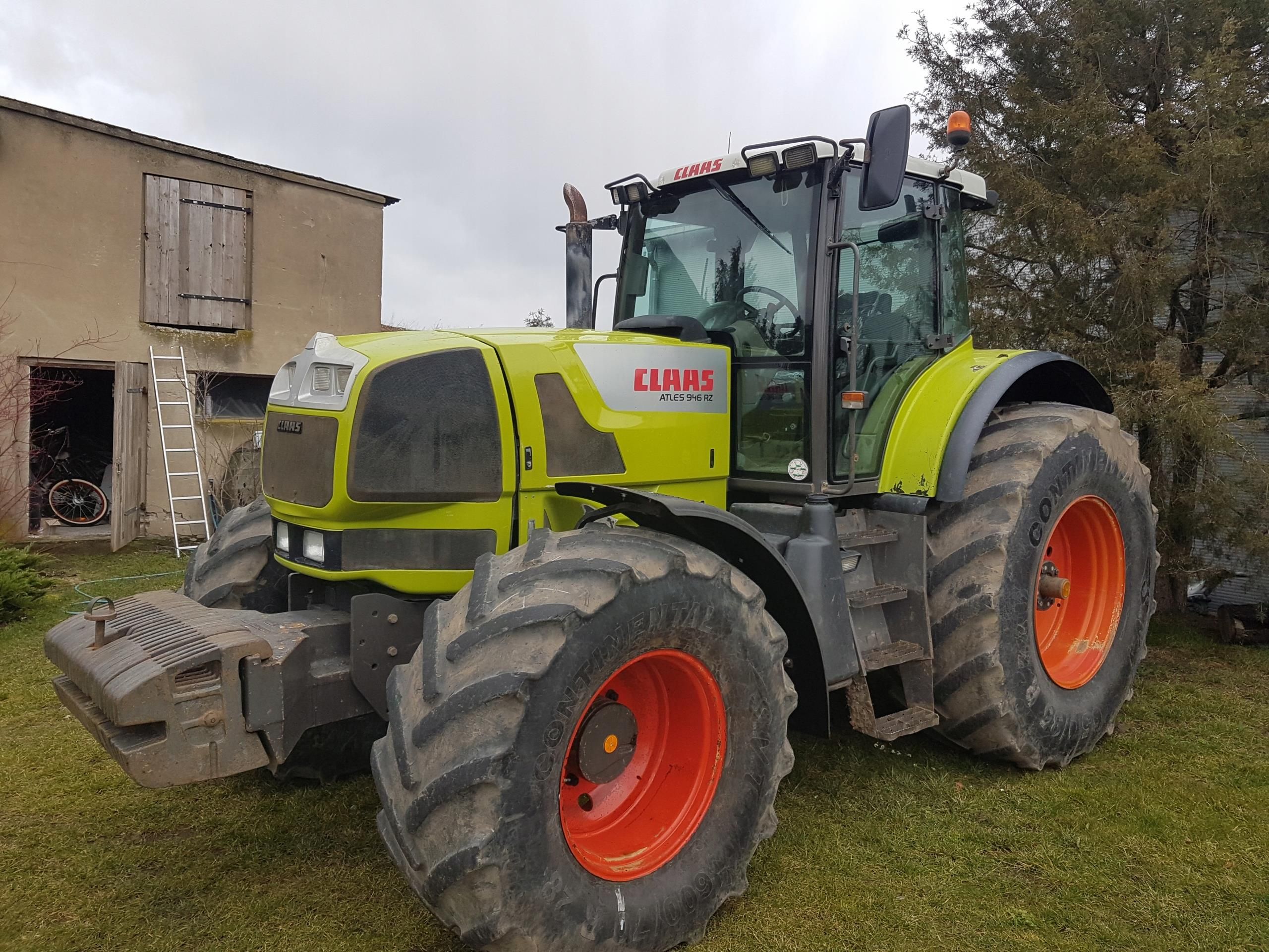 CLAAS ATLES 946 290KM 2006 ROK - Opinie i ceny na Ceneo.pl
