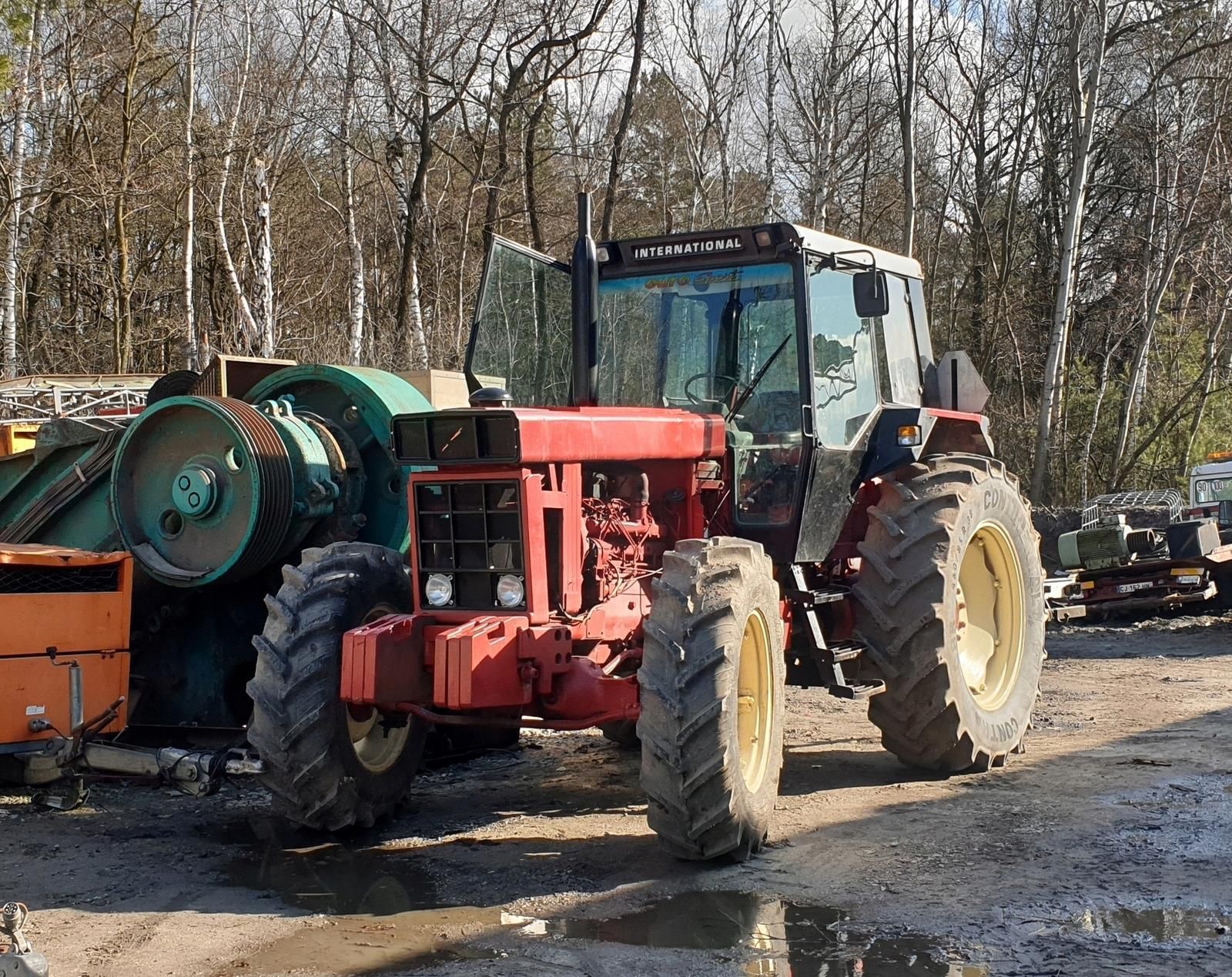 Ciągnik rolniczy Case IH 1255 XL International - Opinie i ceny na Ceneo.pl
