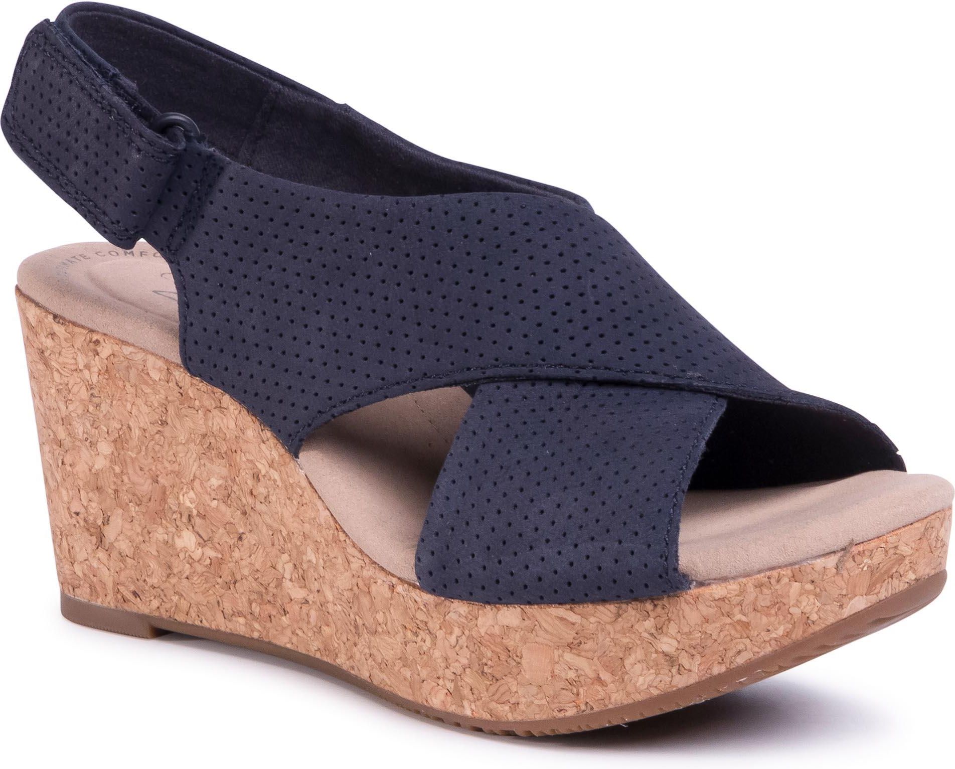 Sandały CLARKS - Annadel Parker 261505644 Navy Suede - Ceny i opinie ...