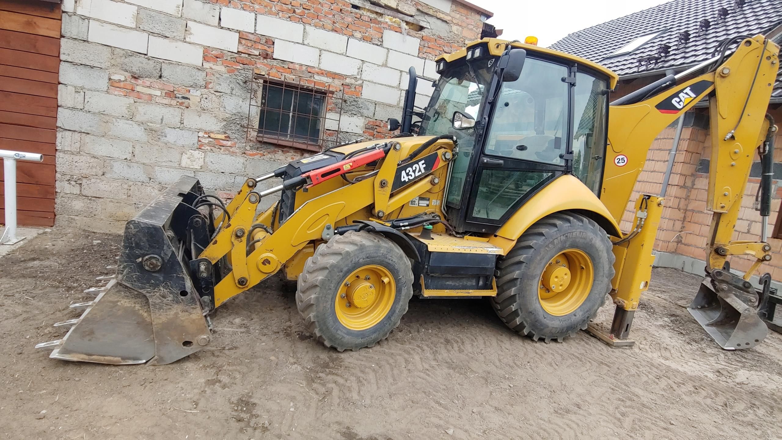 CAT 432F Jcb 2014 rok - Opinie i ceny na Ceneo.pl