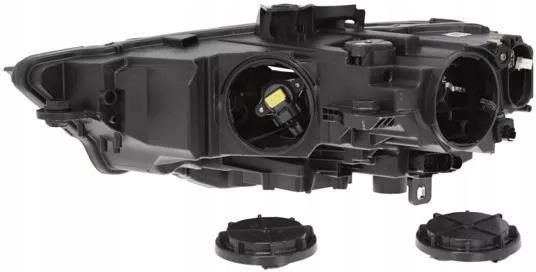 Lampa przednia Valeo REFLEKTOR LAMPA PRAWY AUDI A3 (8V), 05.16- OE ...
