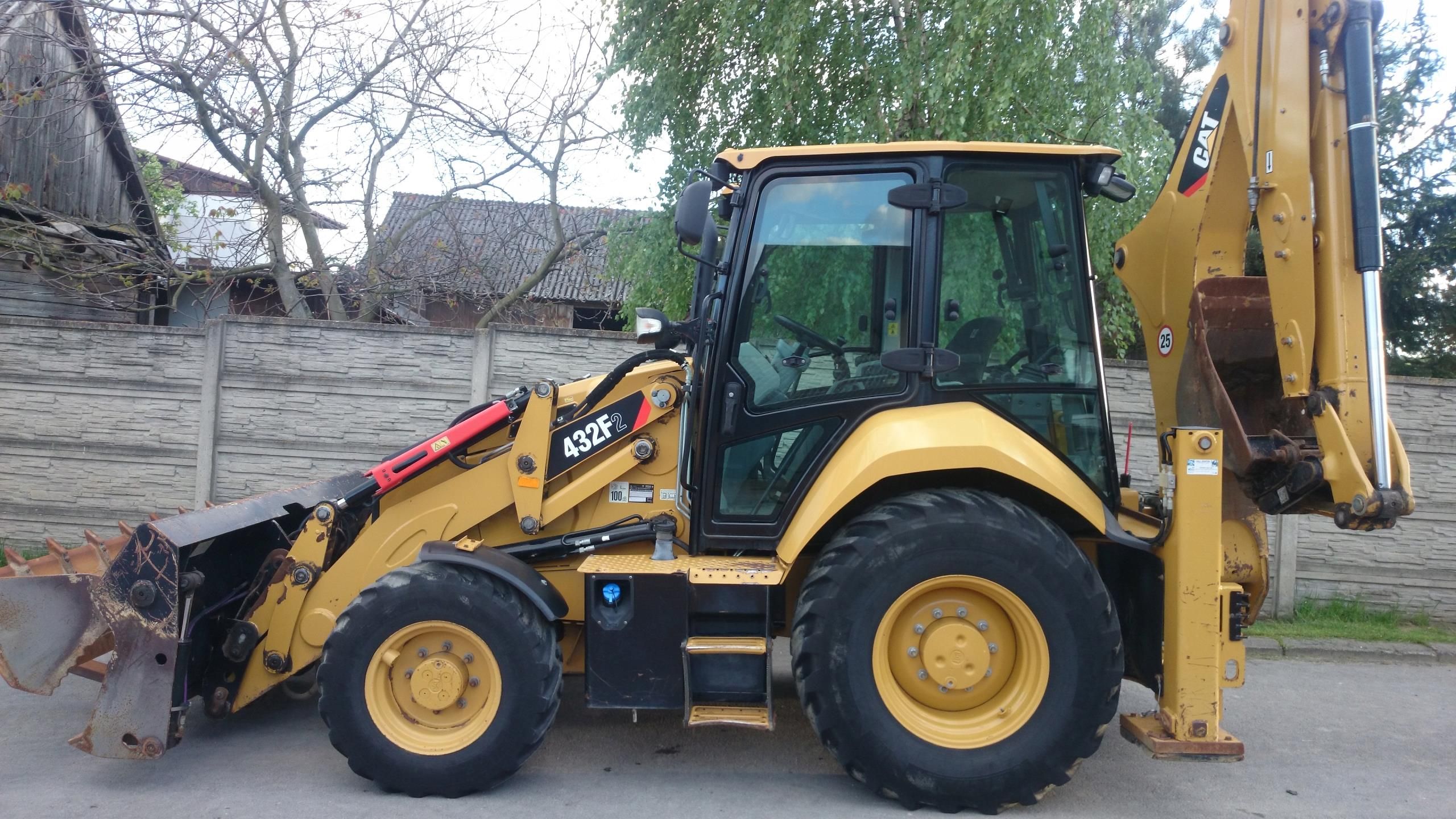 CAT 432F 2 Premier- 2015rok -cena:233.000+vat jcb - Opinie i ceny na ...