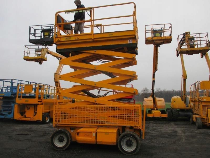 Podnośnik nożycowy zwyżka JLG 4069 LE 14 m 360 kg - Opinie i ceny na ...