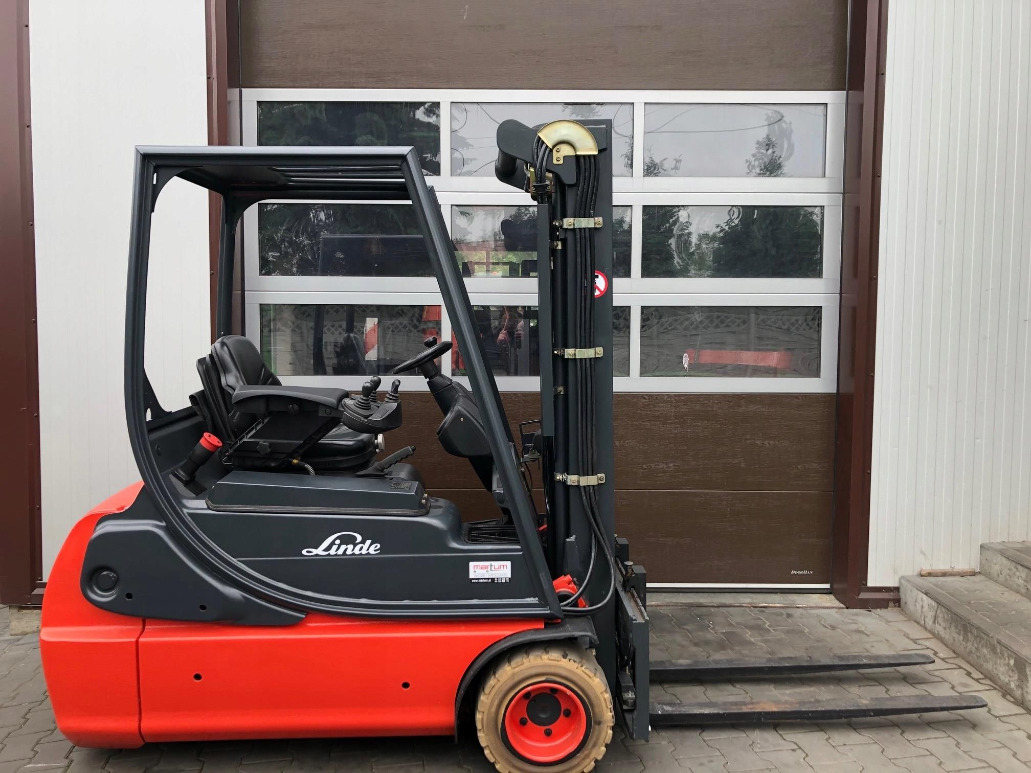 Wózek widłowy Linde E18C-02 triplex 4,4 m 4 sekcje - Opinie i ceny na ...