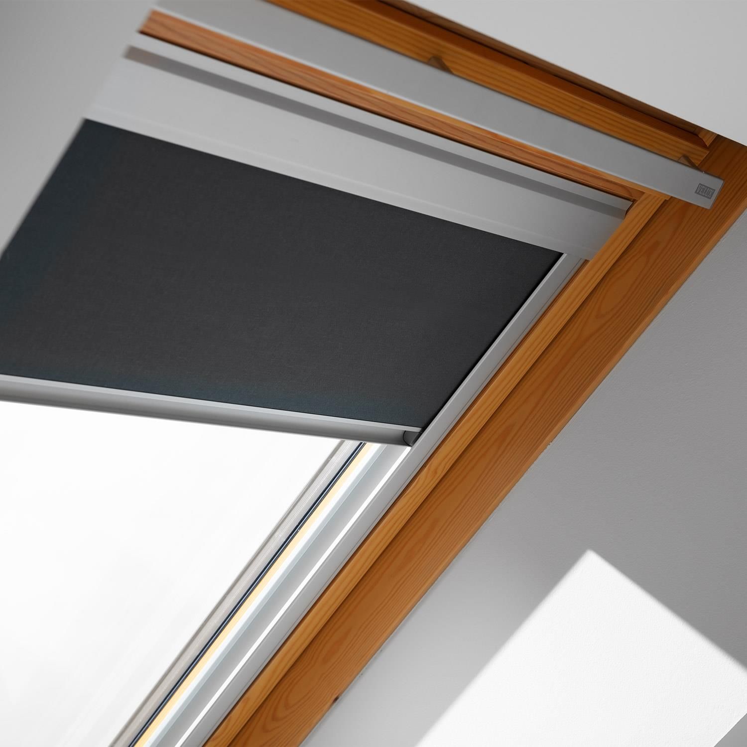 Roleta zewnętrzna ROLETY ZACIEMNIAJĄCE NA OKNA DACHOWE VELUX M08 308 ...