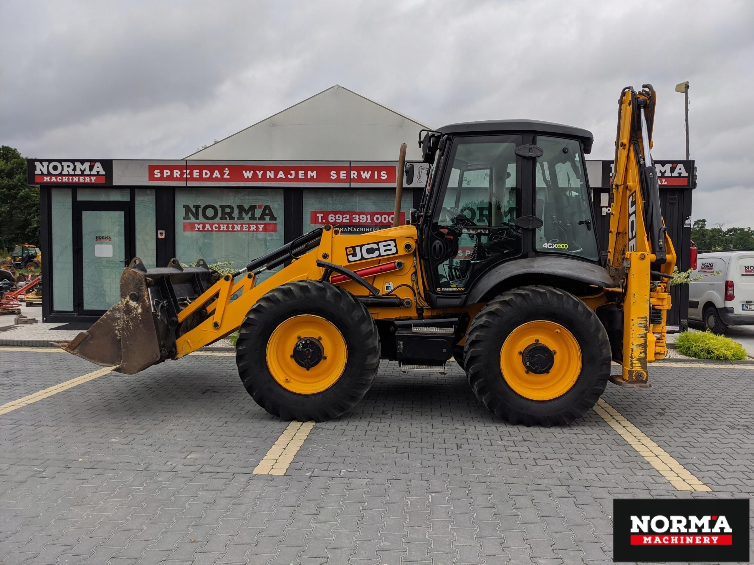 JCB 4CX 2017 rok 1500mtg - Opinie i ceny na Ceneo.pl