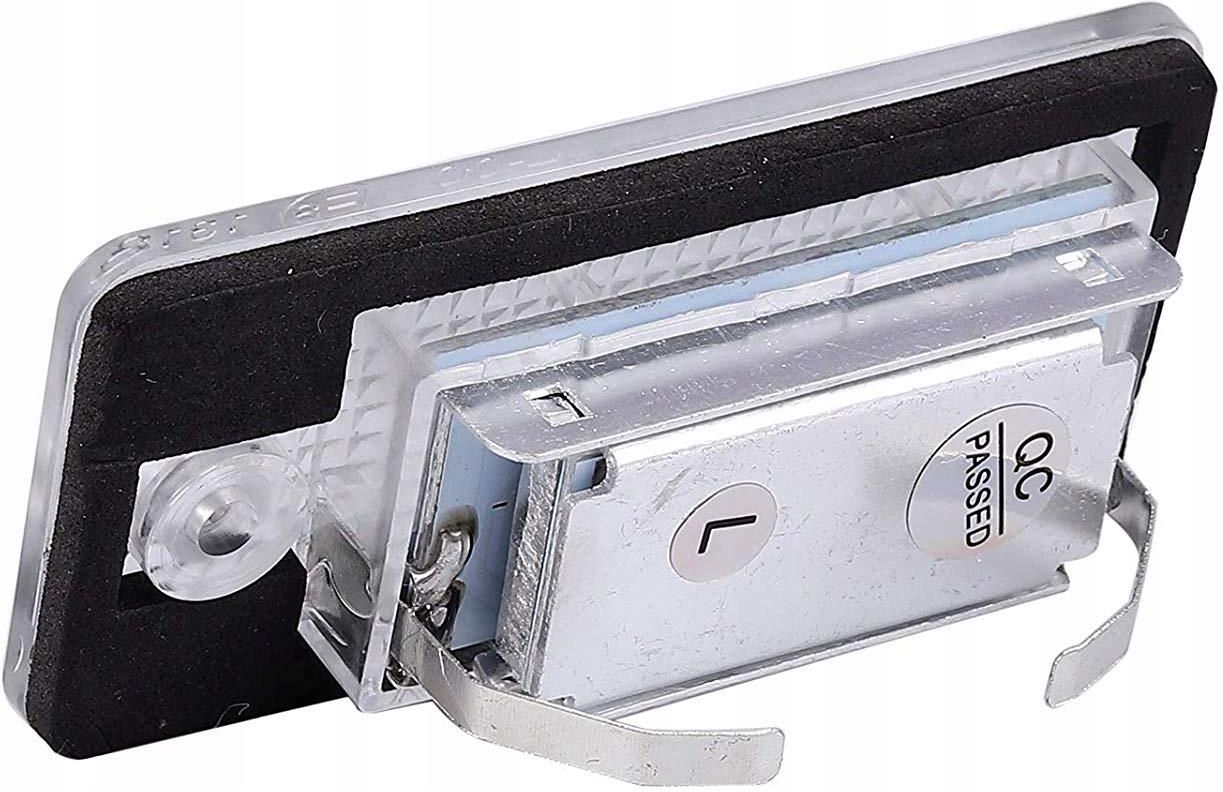 Lampka tablicy rejestracyjnej LAMPKI LED PODŚWIETLENIE AUDI A4 B6 B7 A6 ...