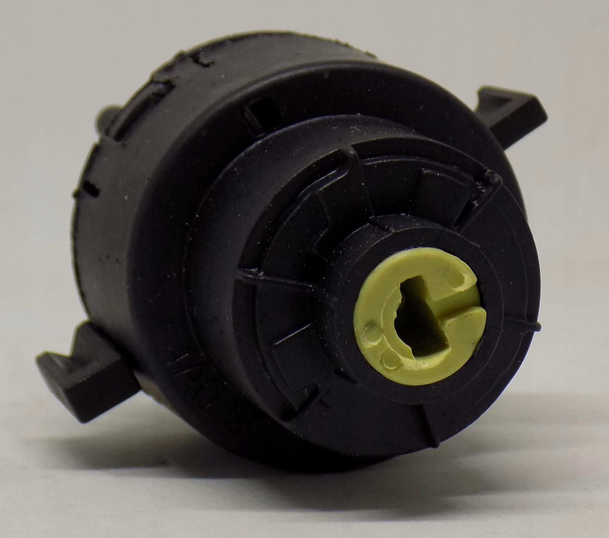 AUDI 100 C3 C4 5000 200 80 B3 B4 KOSTKA STACYJKI 4A0905849B - Opinie i ...