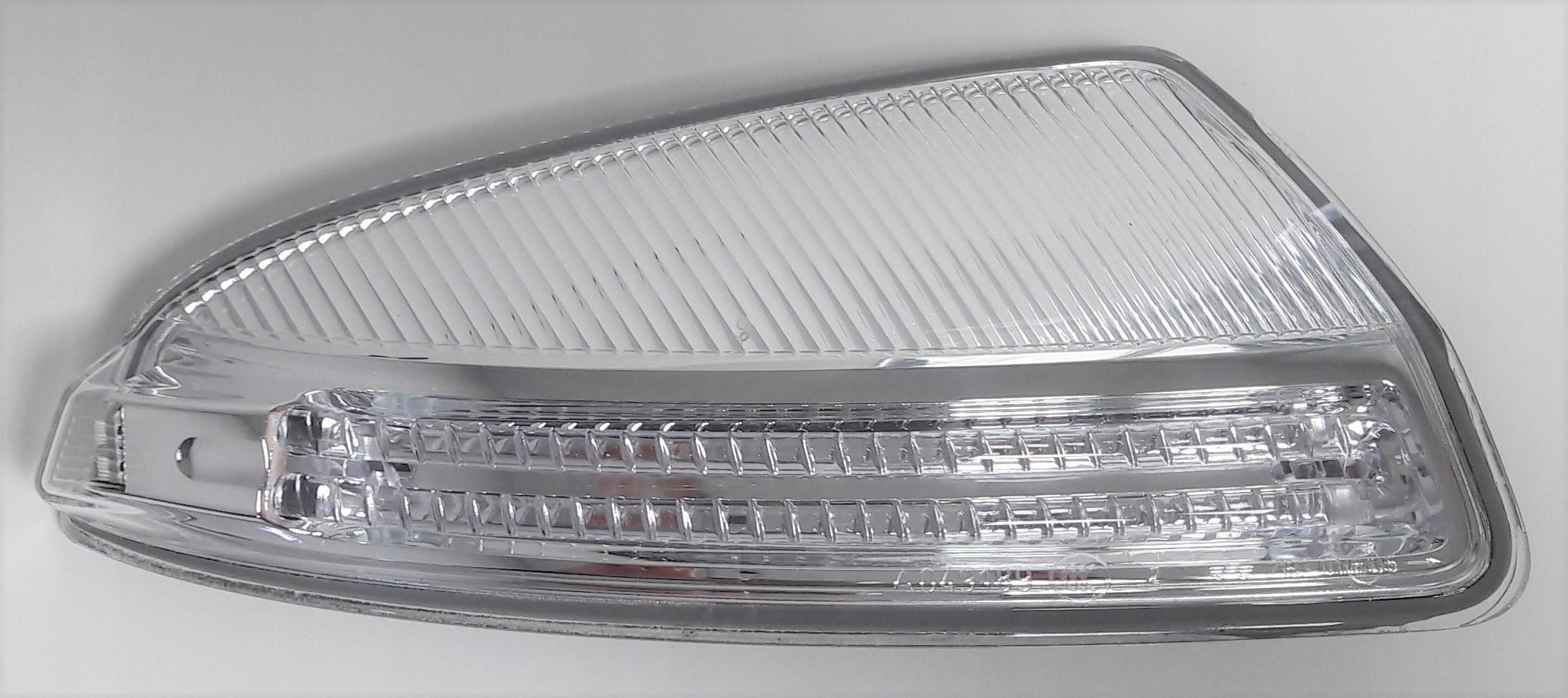 Kierunkowskaz MERCEDES C KLASA W204 KIERUNKOWSKAZ W LUSTERKO 2048200821 ...