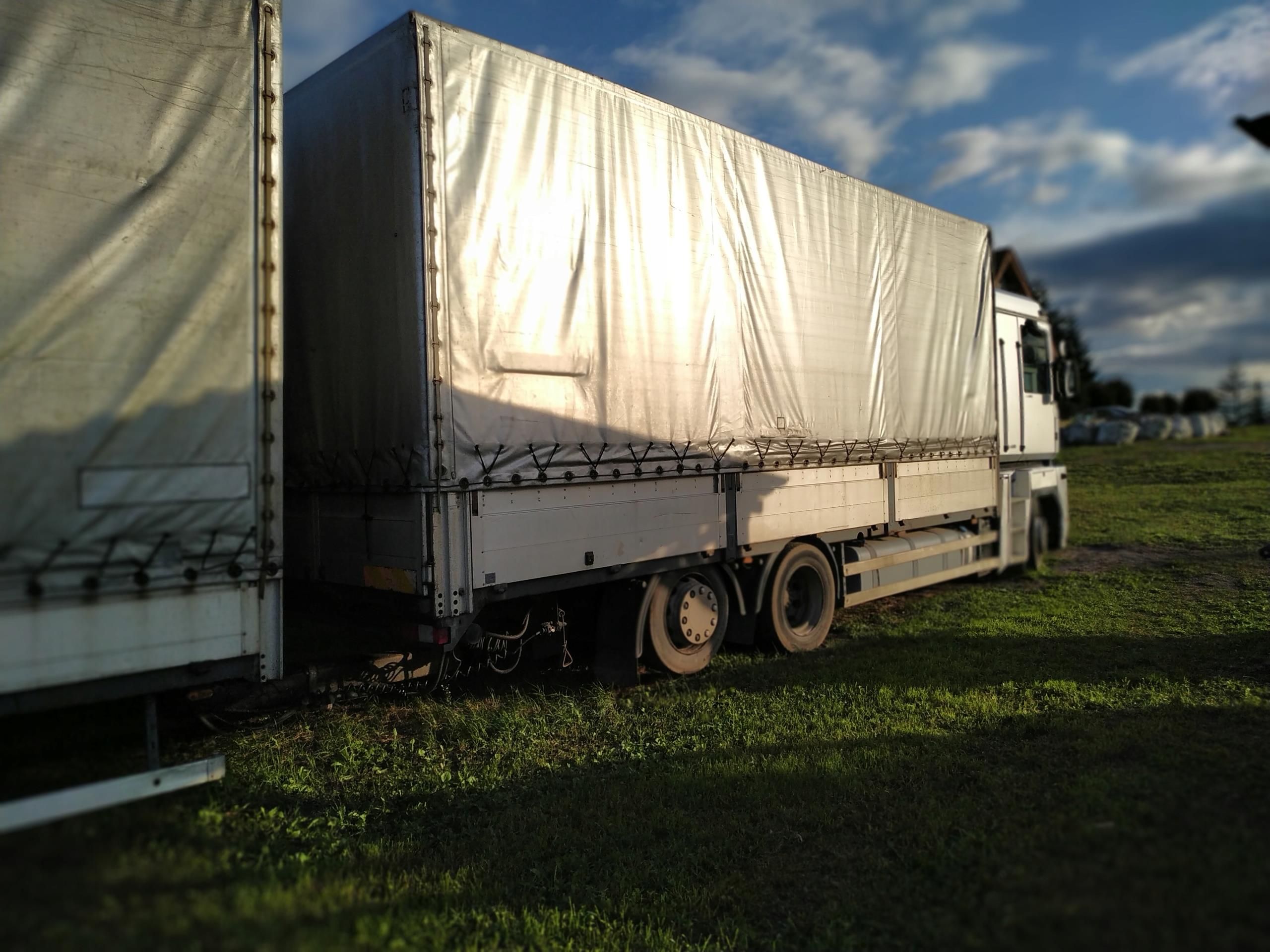 RENAULT MAGNUM TANDEM ZESTAW 120m3 E 5 - Opinie i ceny na Ceneo.pl