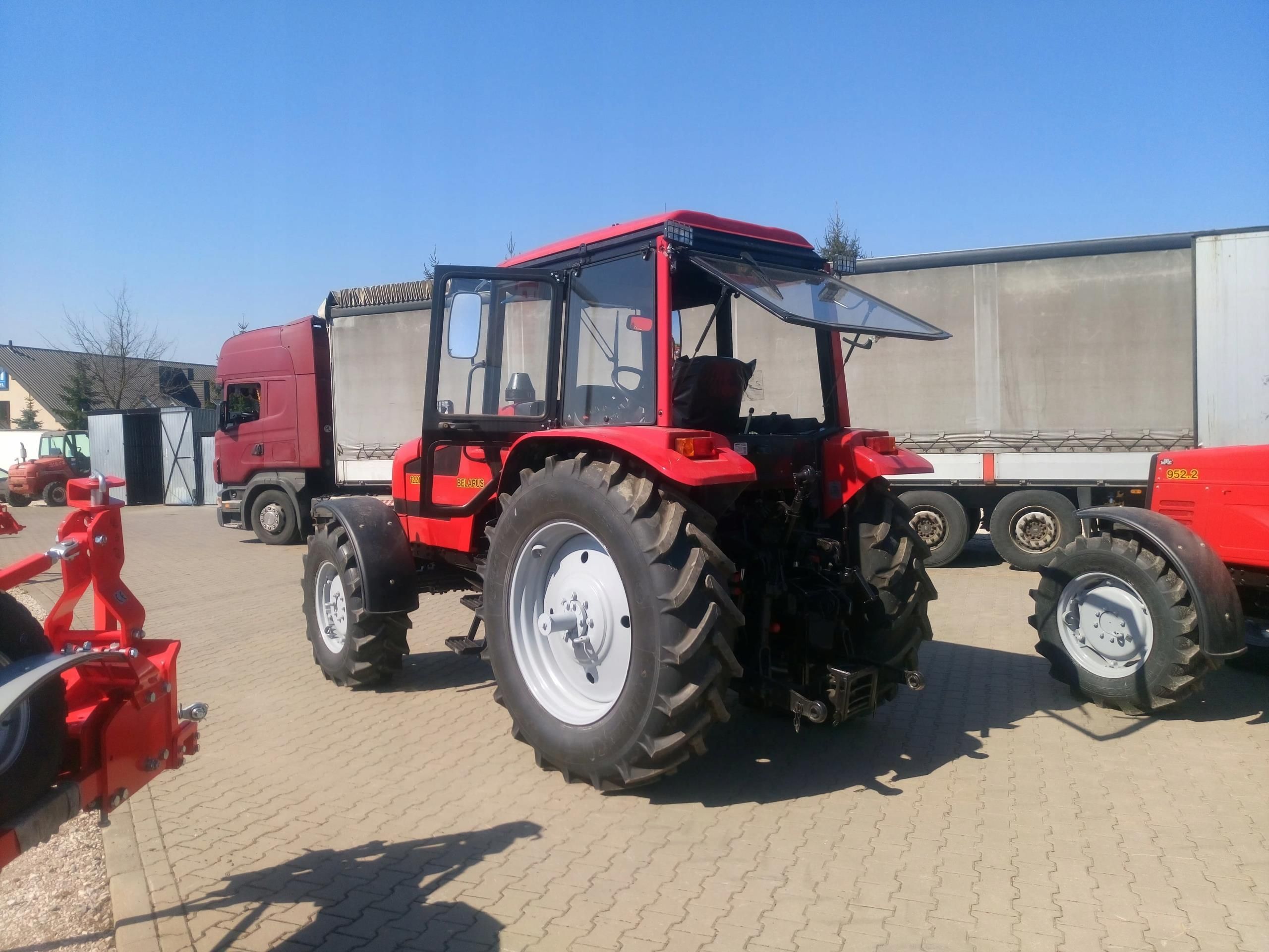 MTZ Belarus 1221.3 moc 136KM, 6 cylindrów 4x4 - Opinie i ceny na Ceneo.pl