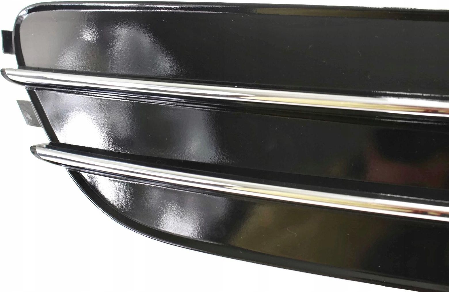 DO AUDI A6 C7 LAKIEROWANA KRATKA W ZDERZAK PRAWA 4G0807682 - Opinie i ...