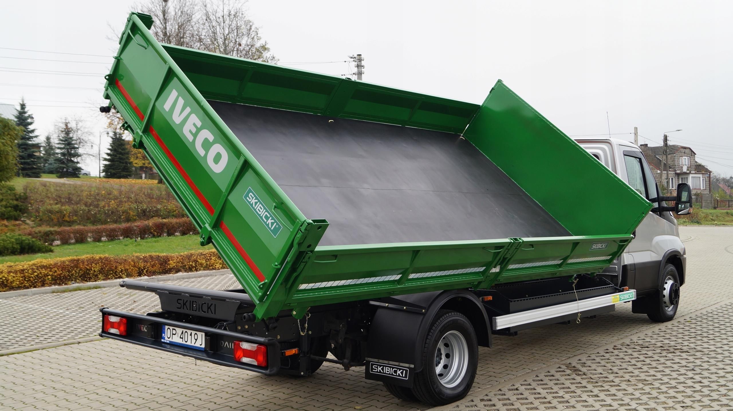 IVECO DAILY 72-170 HDS FASSI F40 WYWROTKA 19258 km - Opinie i ceny na ...