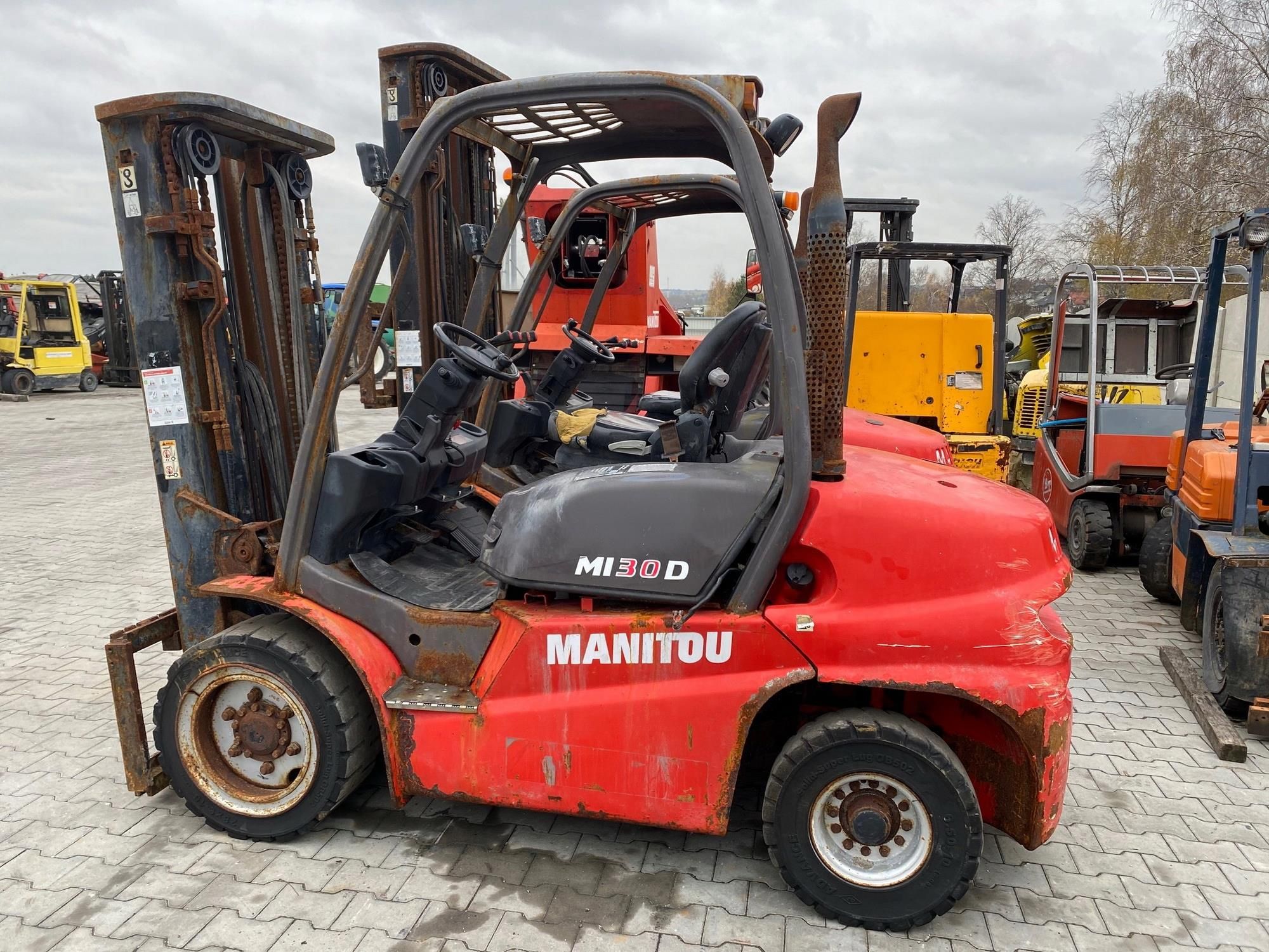 Wózek widłowy MANITOU Mi30D TRIPLEX 4.50m 3000kg - Opinie i ceny na ...