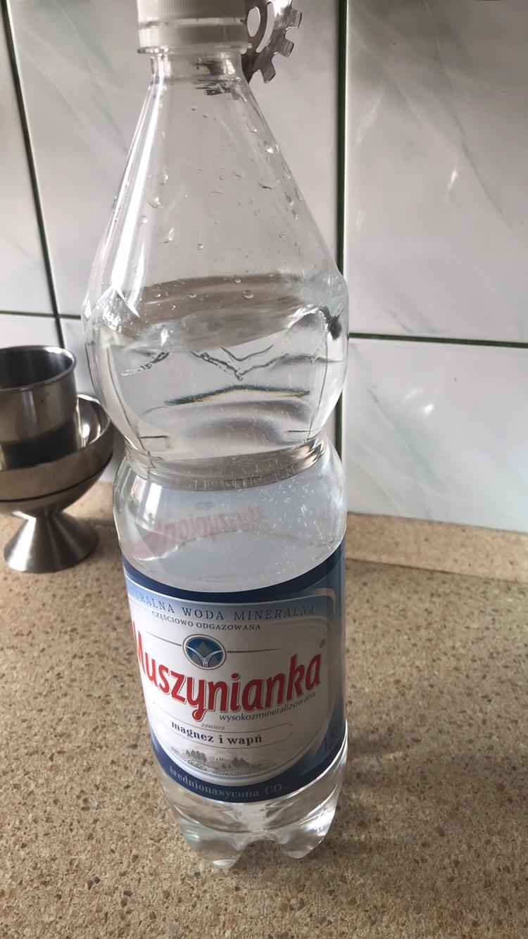 Muszyna Cechini Naturalna woda mineralna gazowana 2 l - Ceny i opinie ...