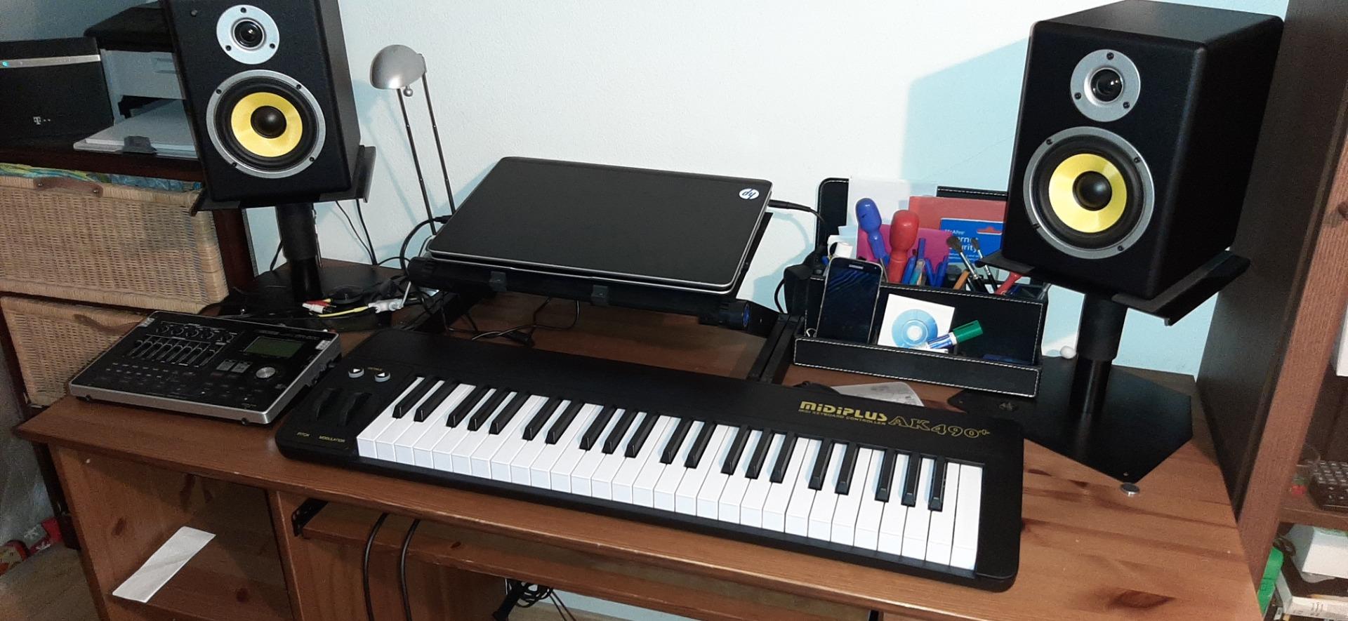 Midiplus Ak490+ (26833) - Ceny i opinie - Ceneo.pl