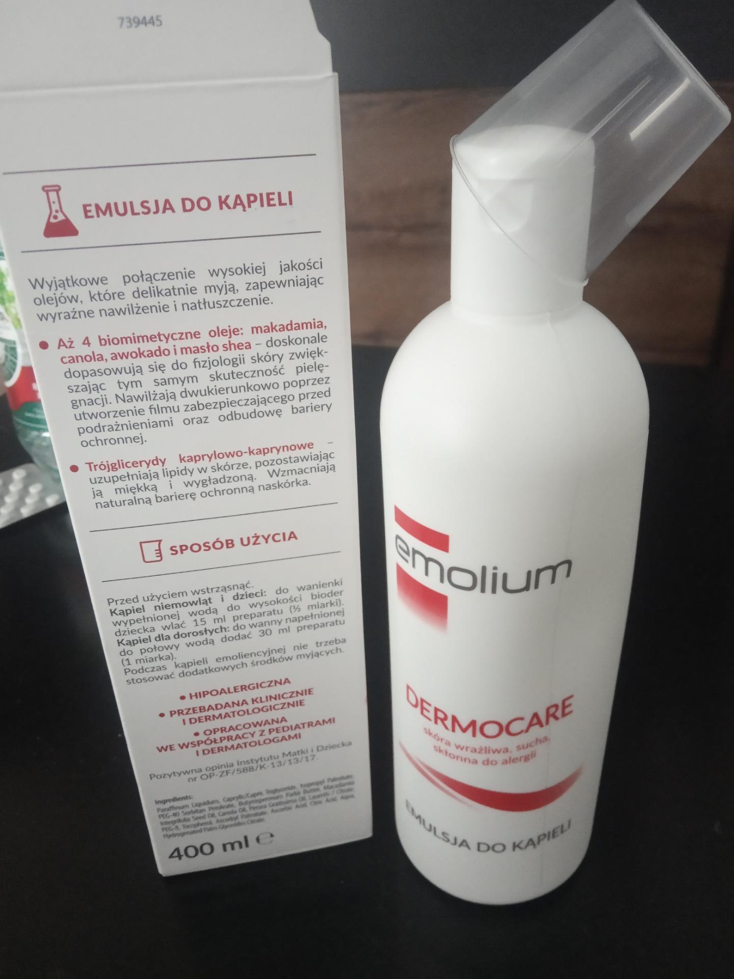 Dermokosmetyk Emolium DERMOCARE Emulsja do kąpieli 400ml - Opinie i ...