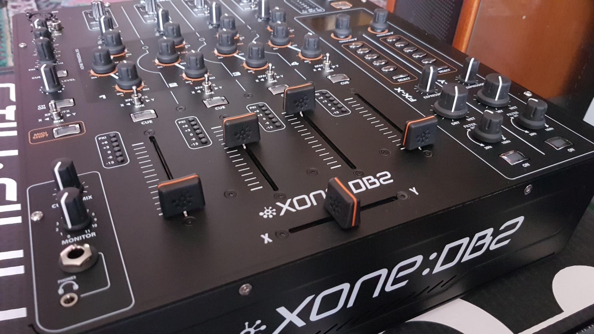 Mikser DJ Allen & Heath XONE:DB2 - Ceny i opinie - Ceneo.pl