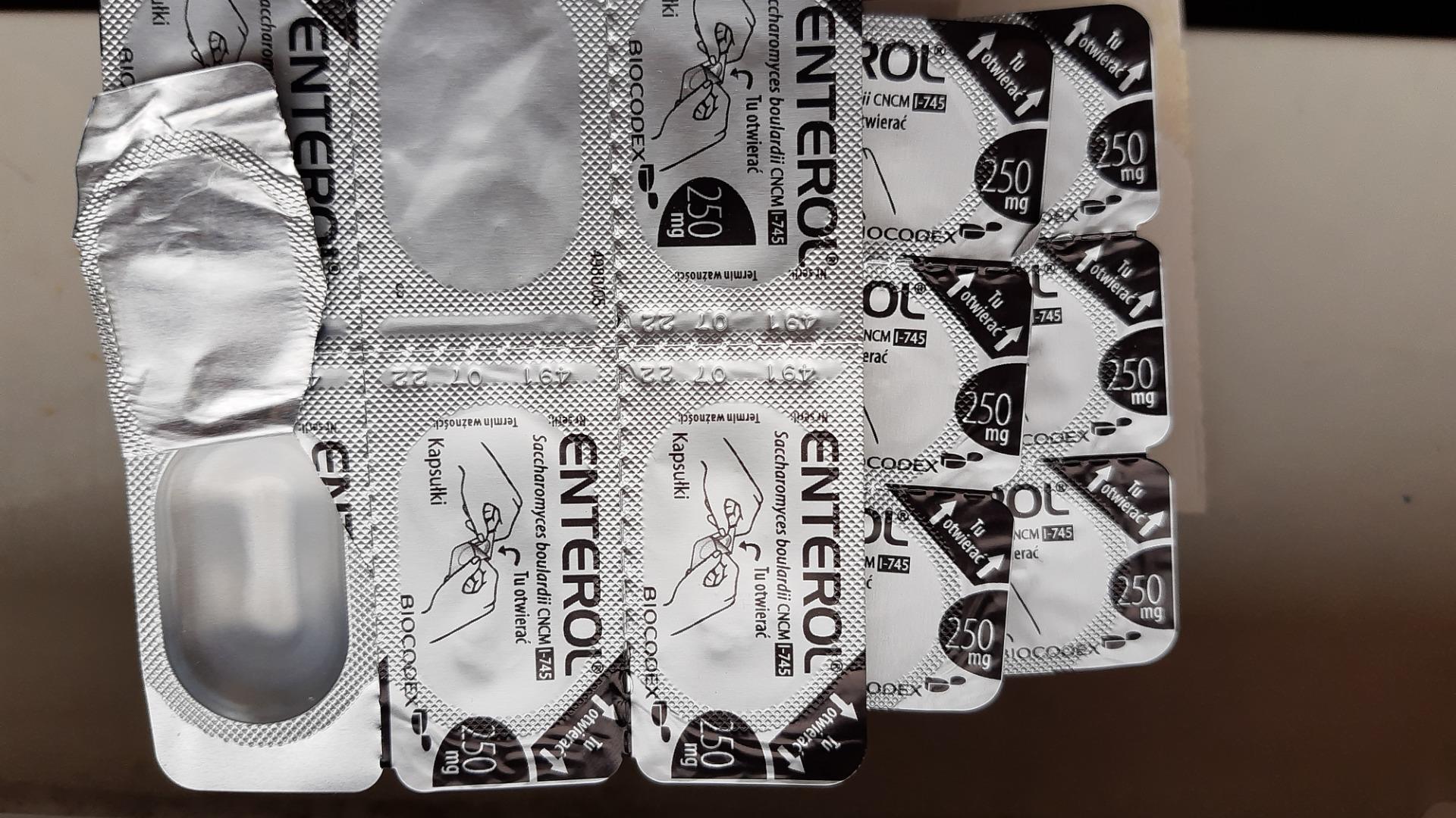 Enterol 250 mg 20 kapsułek. - Opinie i ceny na Ceneo.pl