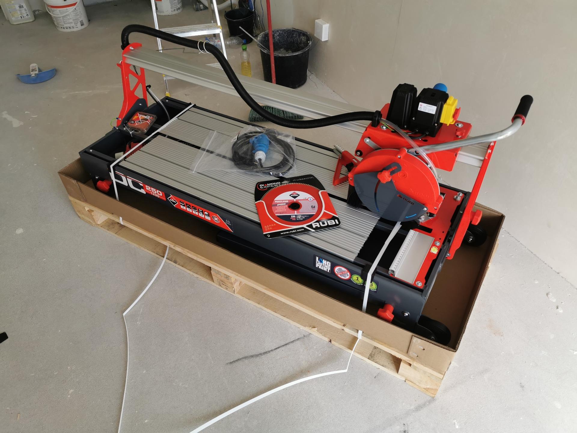 Piła Rubi DC250-1200 55941 - Opinie i ceny na Ceneo.pl