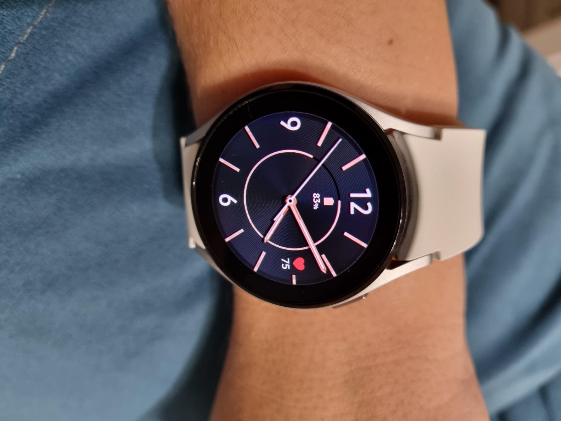 Samsung Galaxy Watch4 LTE SM-R865 40mm Srebrny - Opinie i ceny na Ceneo.pl