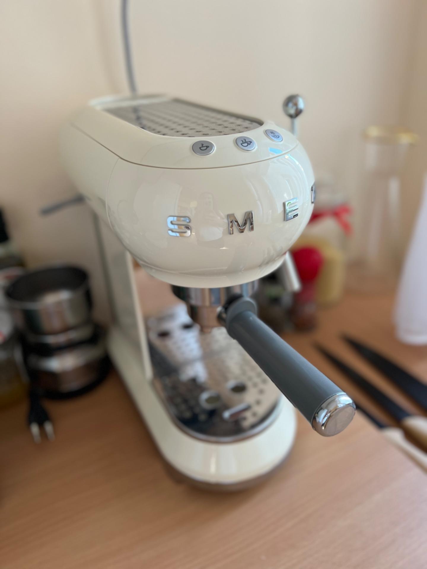 SMEG ECF01BLEU Czarny - Opinie i ceny na Ceneo.pl