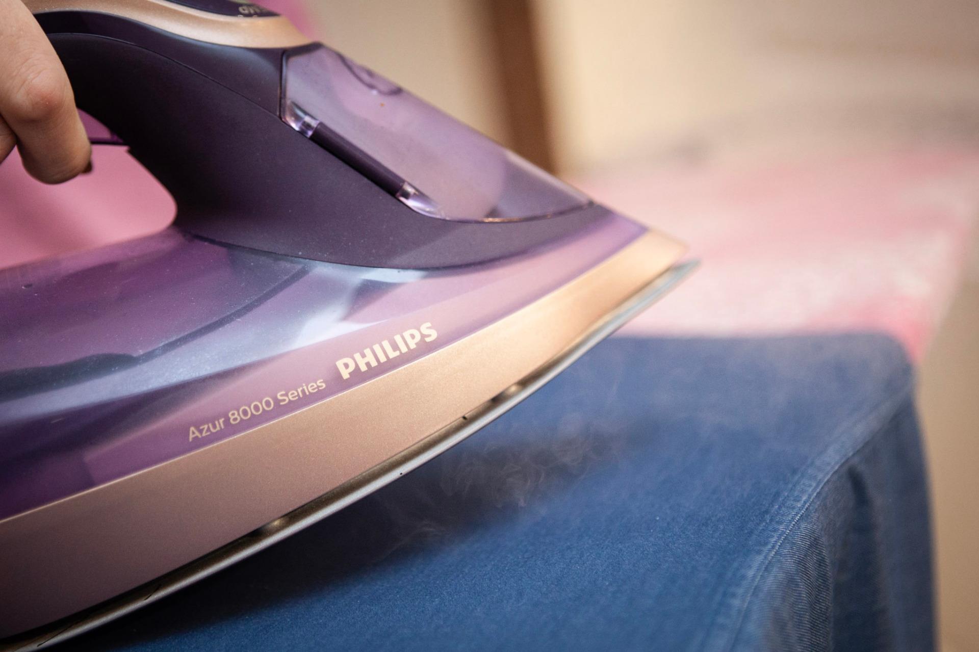 Żelazko PHILIPS Azur 8000 DST8040/30 od 541,00 zł - Ceny i opinie ...