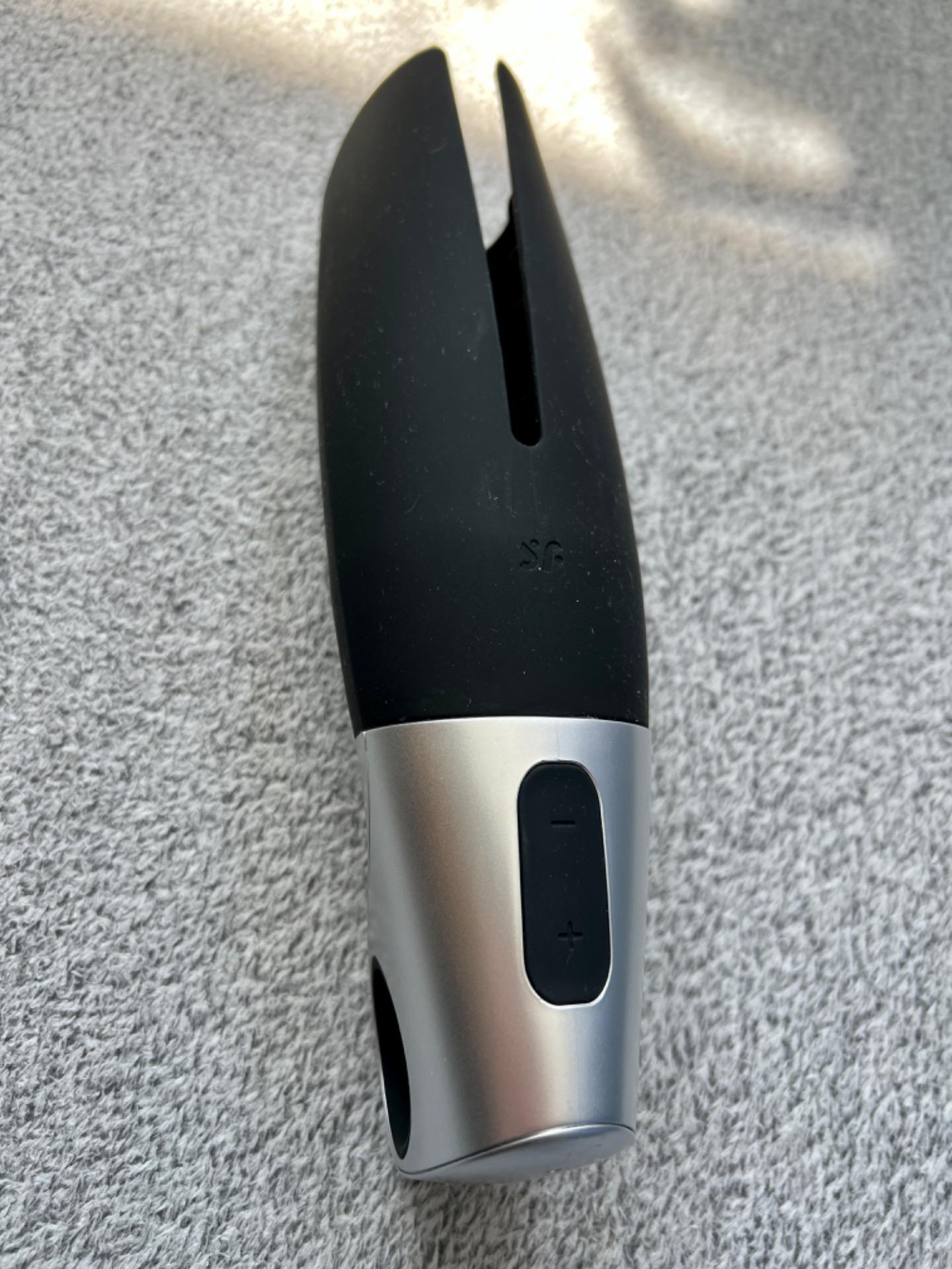 Satisfyer Power Masturbator wibrujący masturbator Black - Ceneo.pl