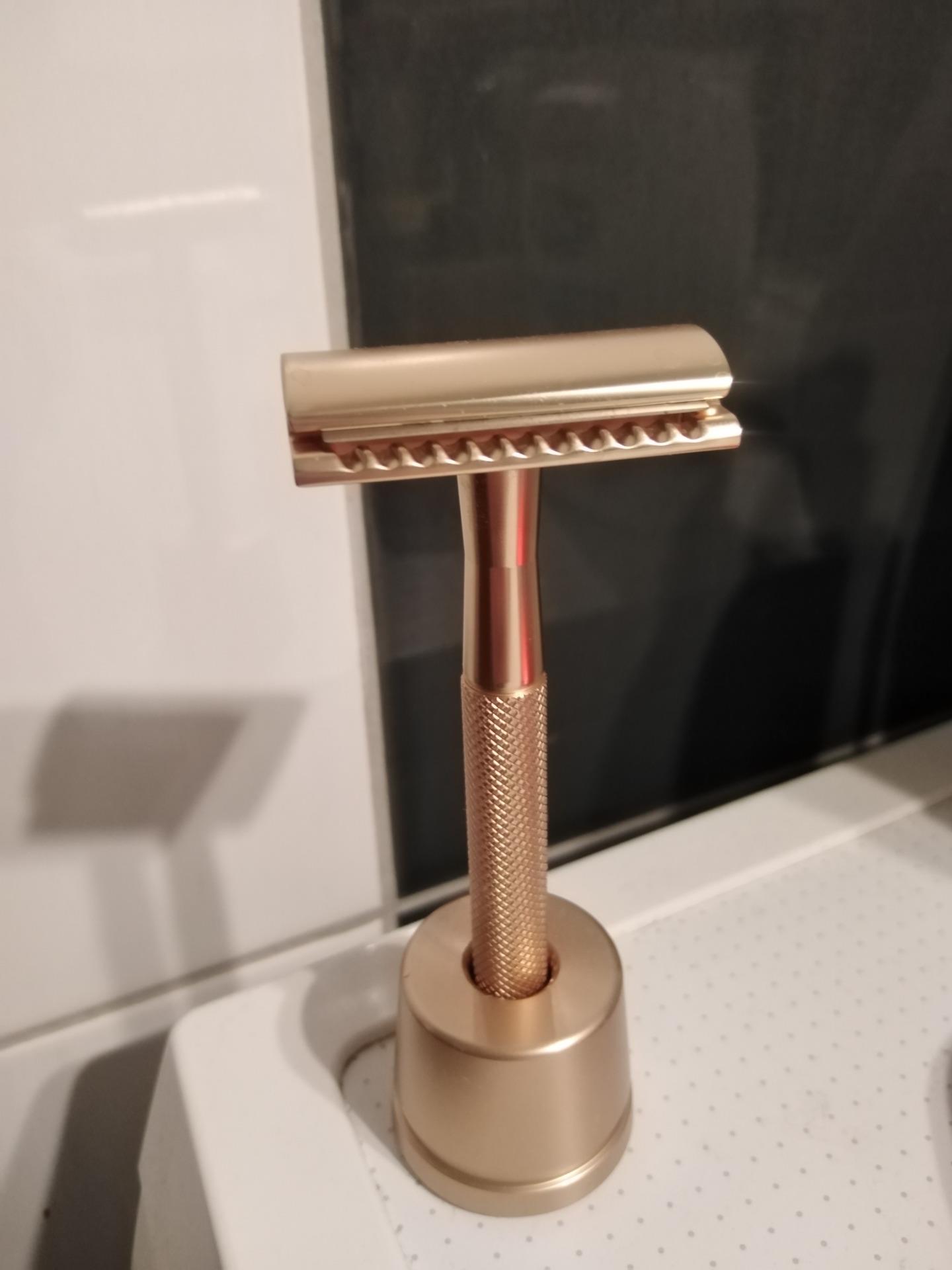 Bambaw Wielorazowa Maszynka Do Golenia + Żyletka I Stojak Złoty Róż ...