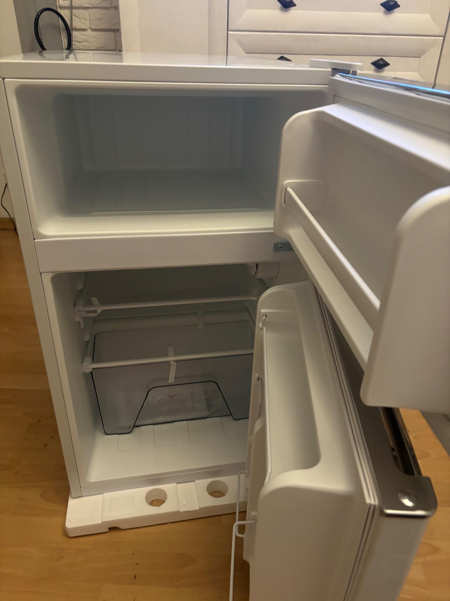 Lodówka Gotie GLZ85B z zamrażalnikiem górnym 84 cm Biała od 729,00 zł ...