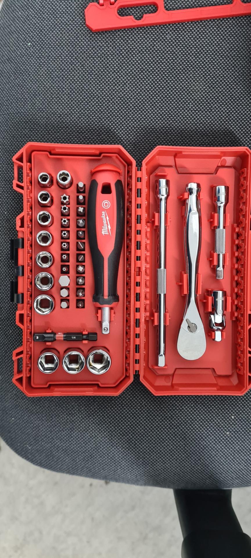 Milwaukee Zestaw Nasadek I Bitów 38el. 4932498381 - Opinie i ceny na Ceneo.pl