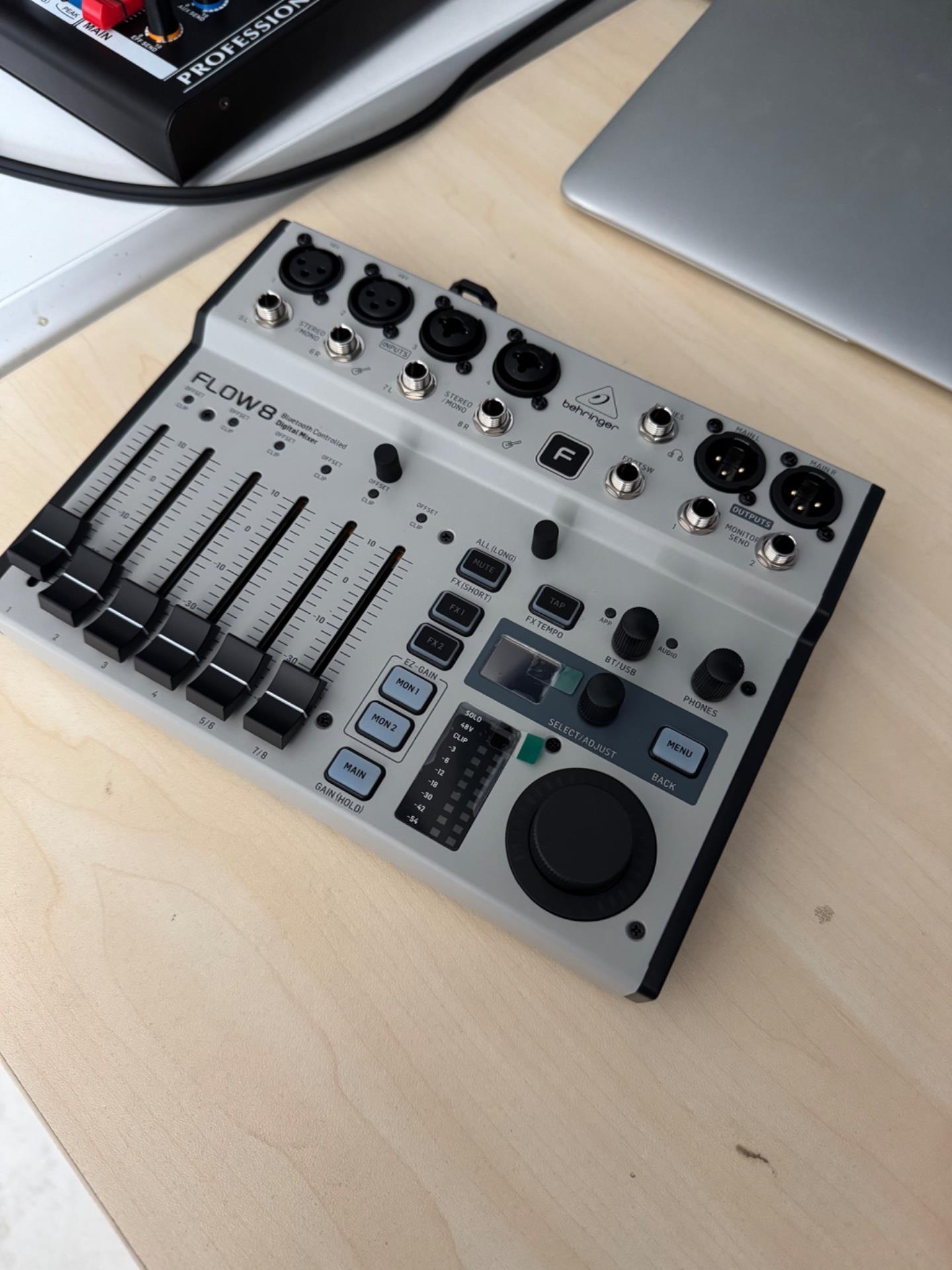 Behringer Flow 8 - Ceny i opinie - Ceneo.pl