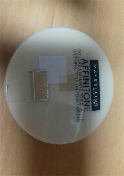 Maybelline New York Affinitone Puder 24 Golden Beige 9 g - Opinie i ...