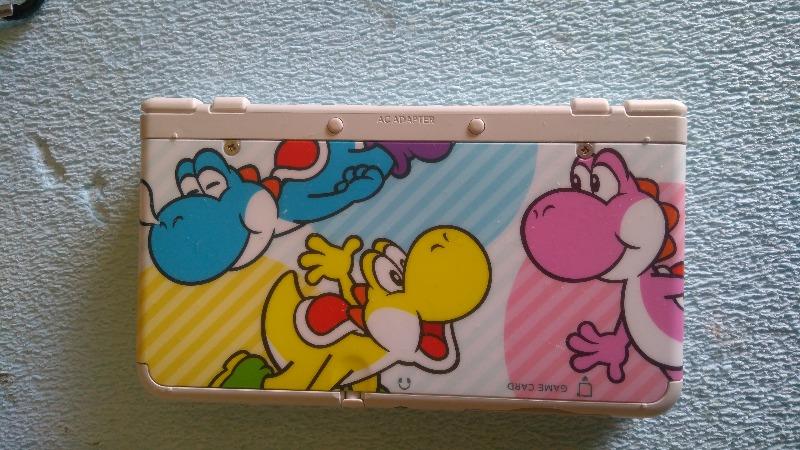 New Nintendo 3DS Cover Plate (Multicolor Yoshi) - Ceny i opinie - Ceneo.pl